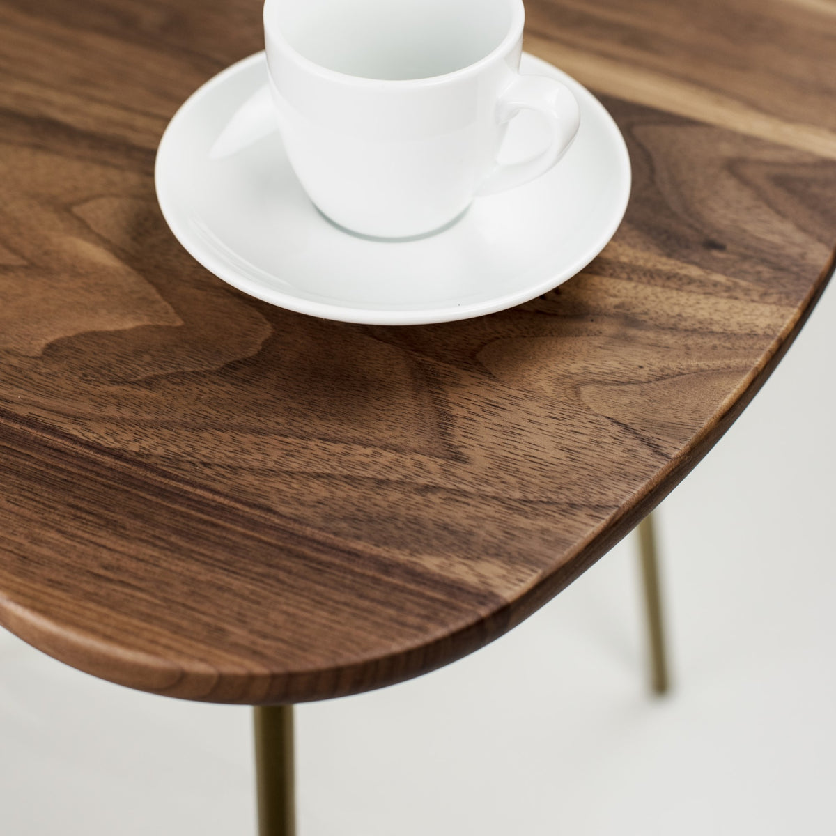 Tische aus Massivholz – joval GmbH